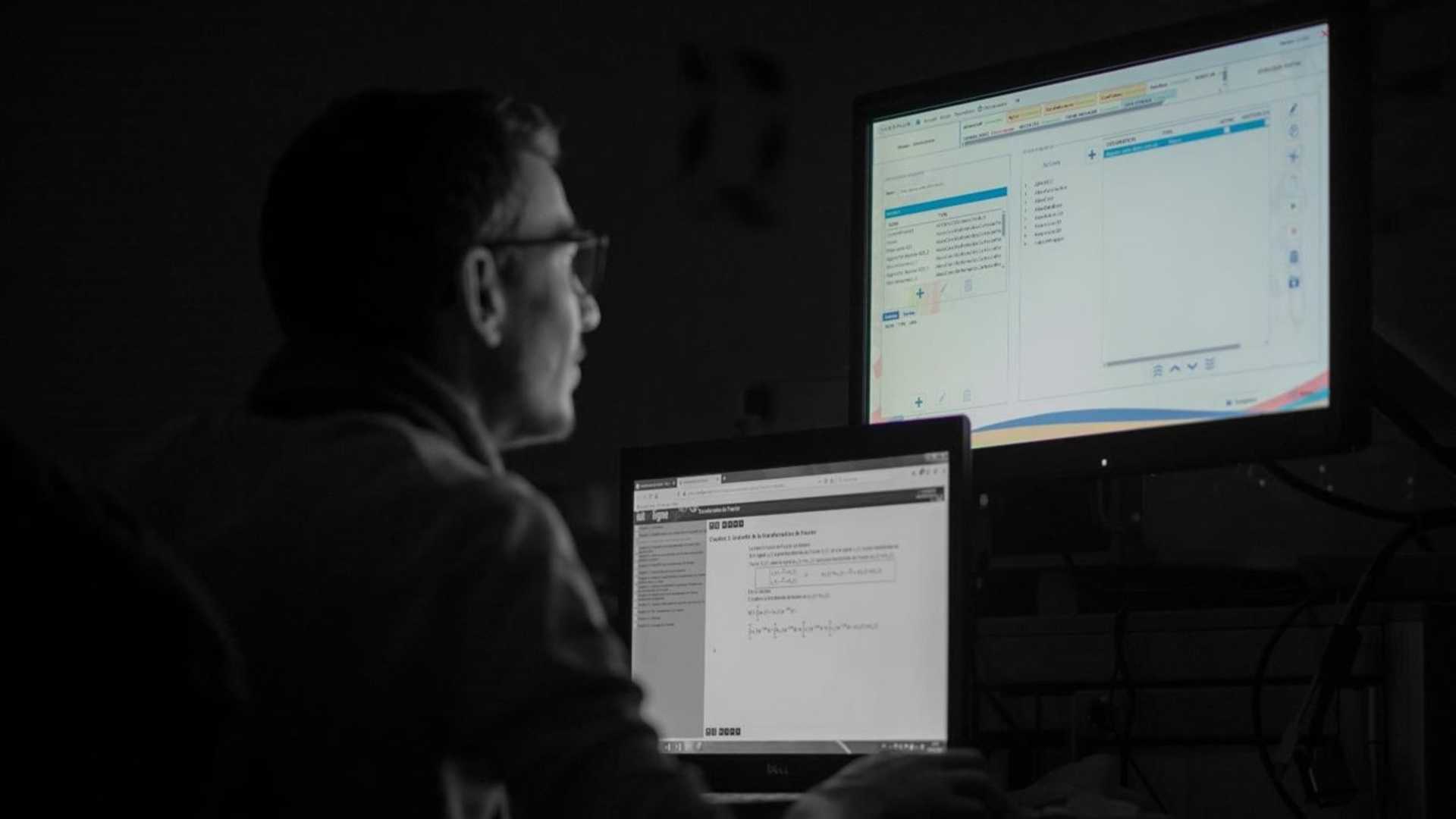 Innovative Solutions for Industrial Success with AKEOPLUS - Fusion Chat