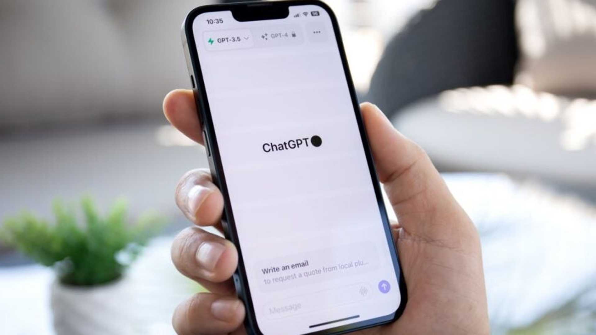 Future of AI: Apple's Path with OpenAI's ChatGPT Integration - Fusion Chat
