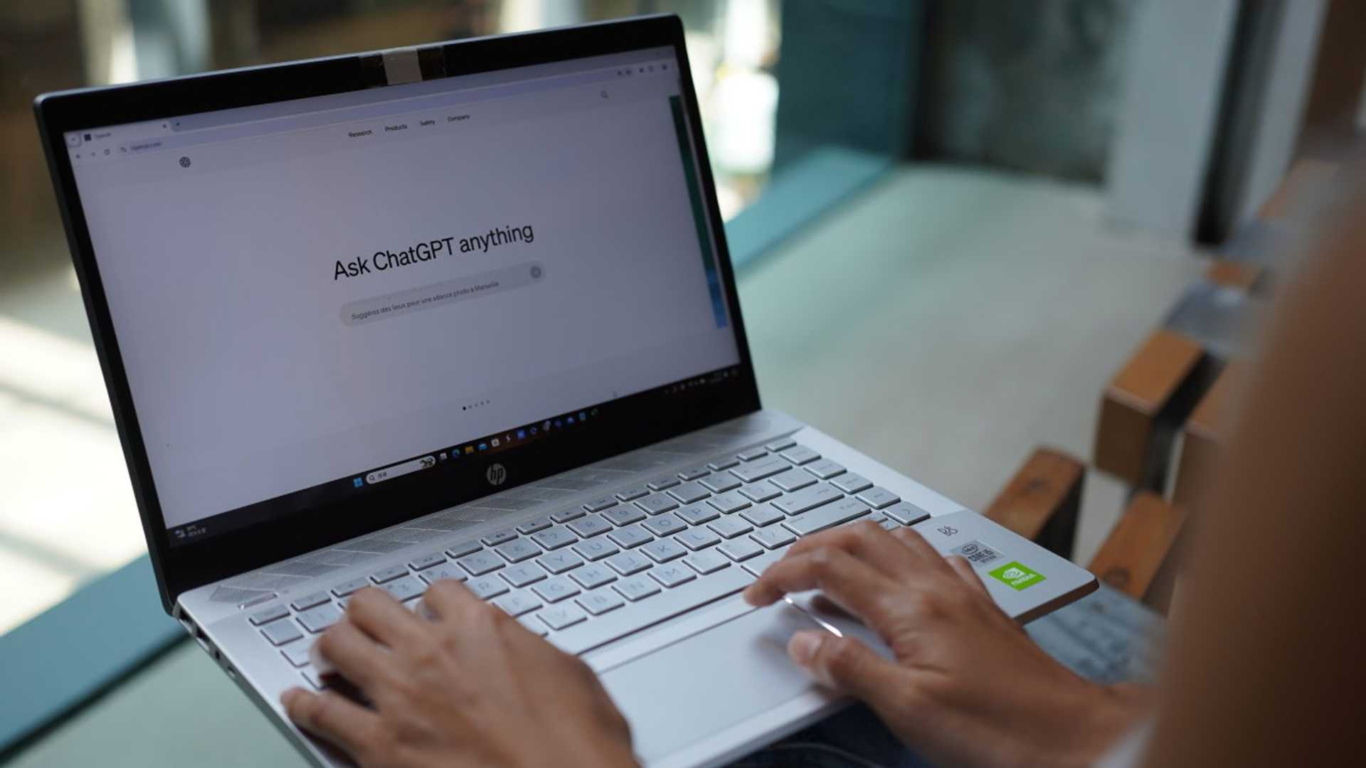 The Shocking Impact of ChatGPT on Brain Connectivity - Fusion Chat