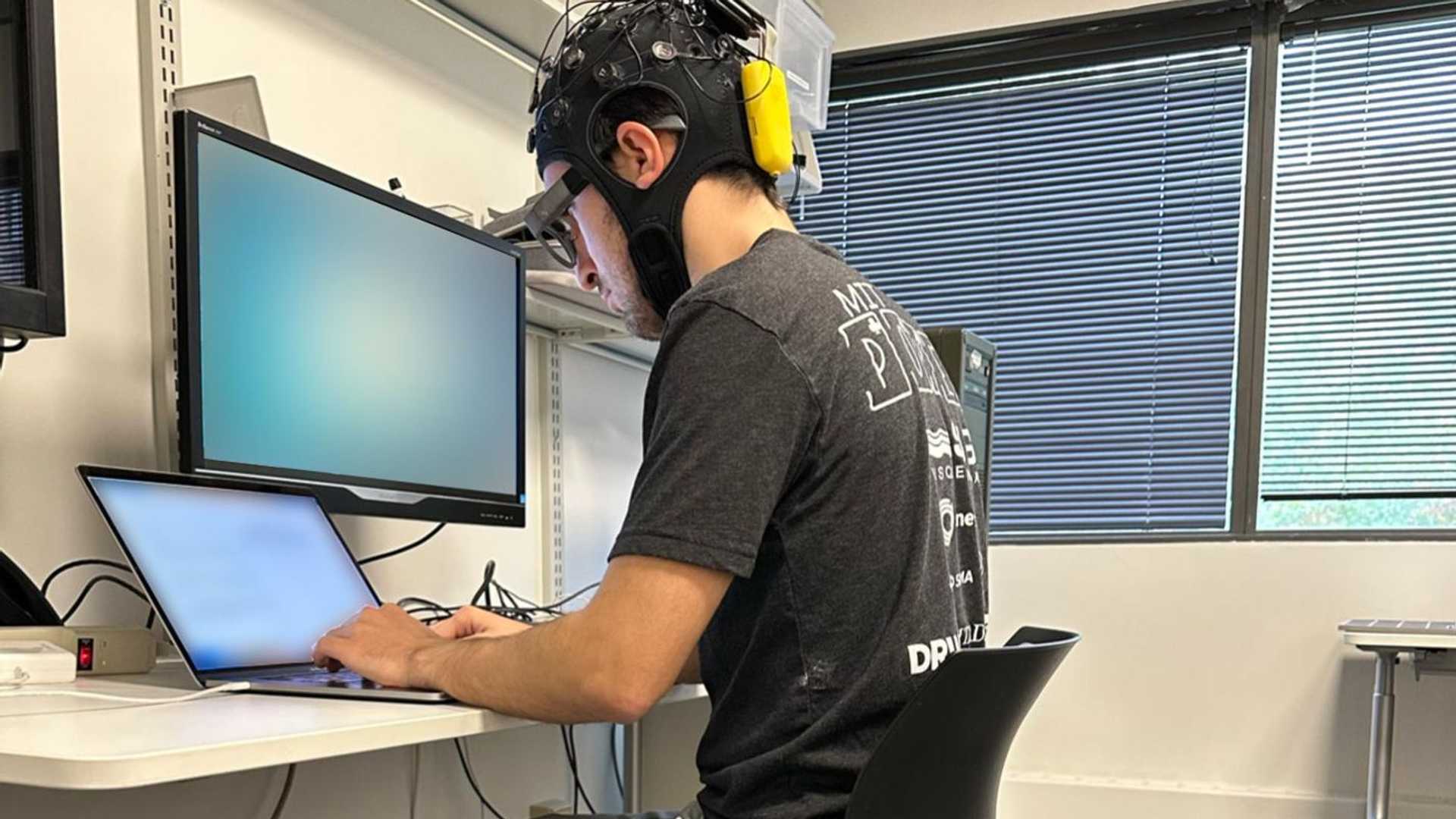 Unveiling the Effects of ChatGPT Usage on Brain Activity - Fusion Chat