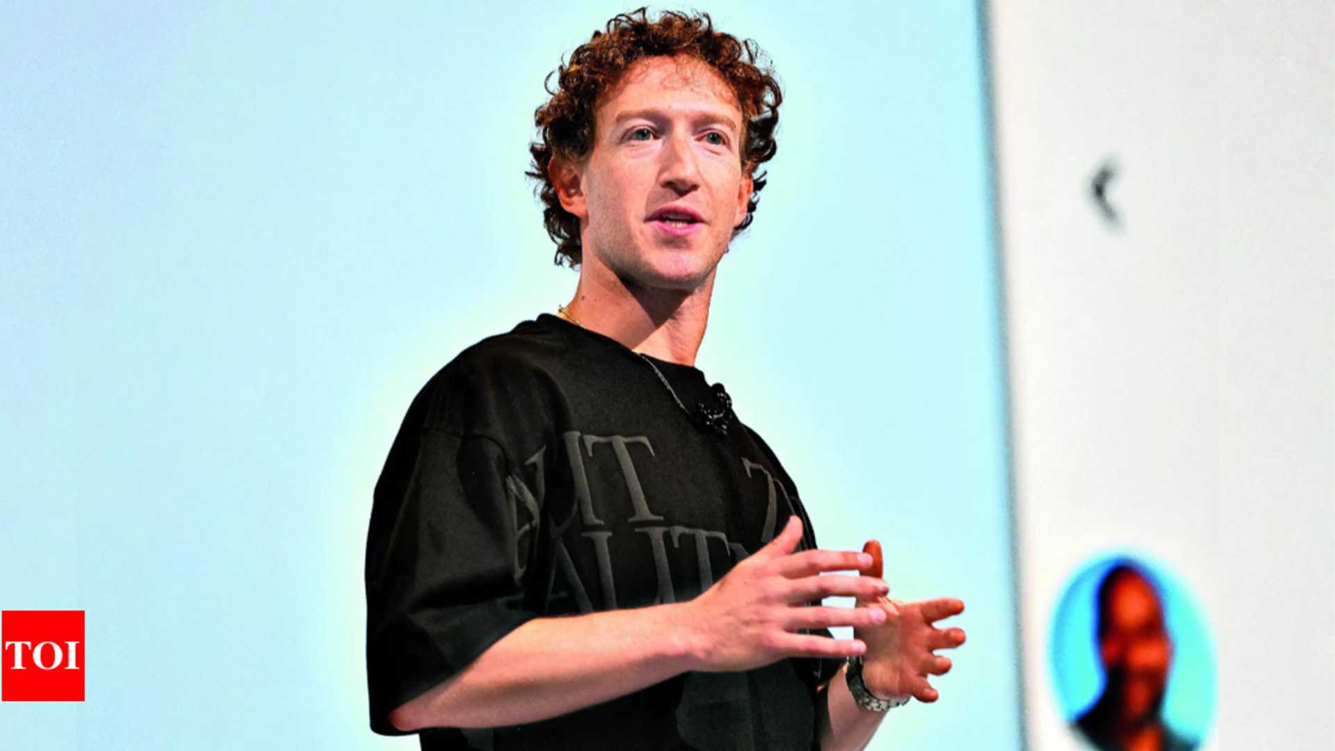 Inside Mark Zuckerberg's Address to Facebook Staff - Fusion Chat