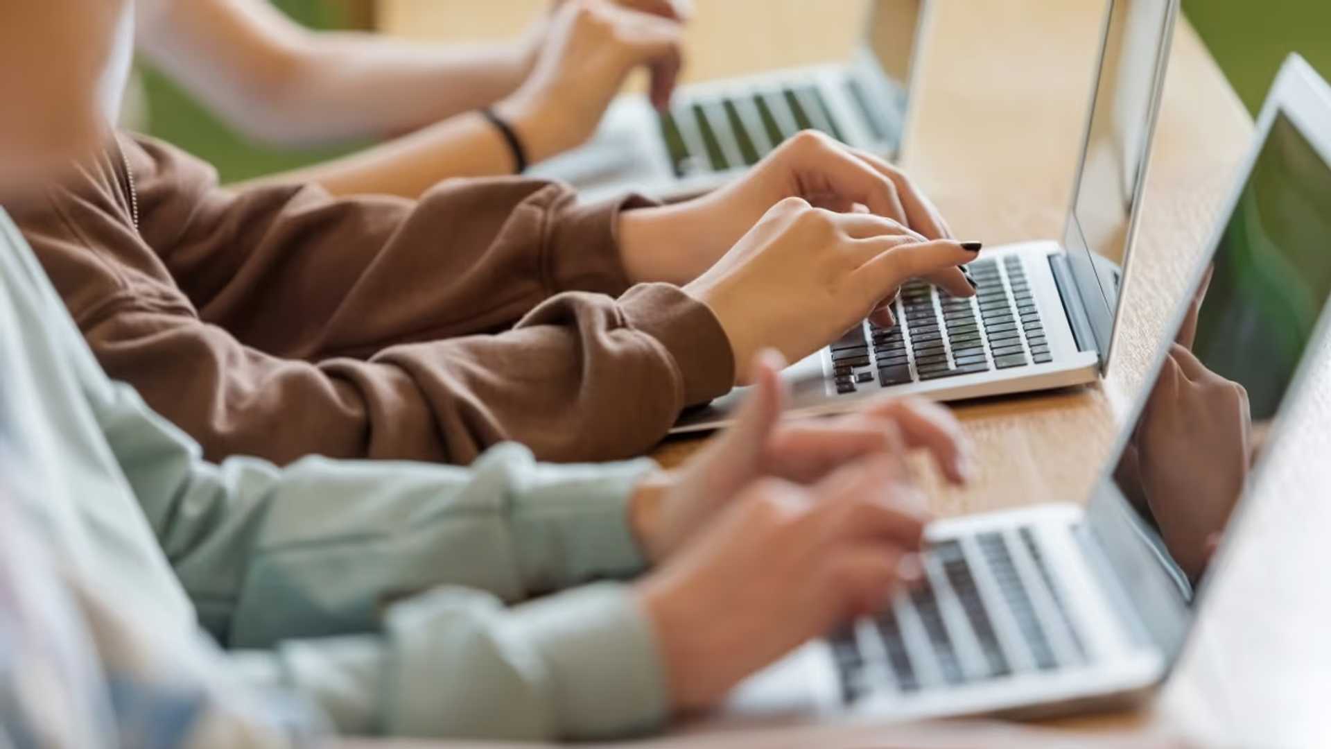 30 AI Tools for Educators: A Google Classroom Revolution - Fusion Chat