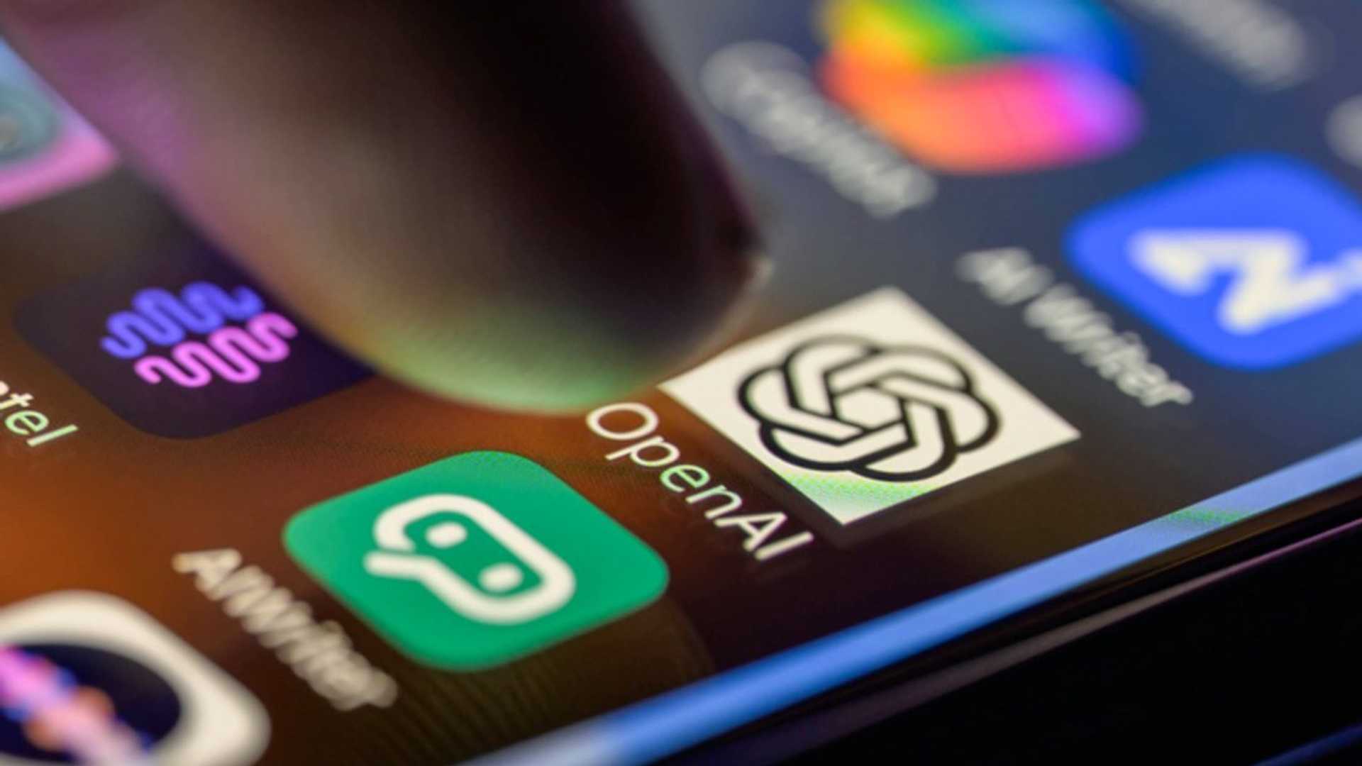 AI Misinformation: The Case of ChatGPT and Copilot - Fusion Chat