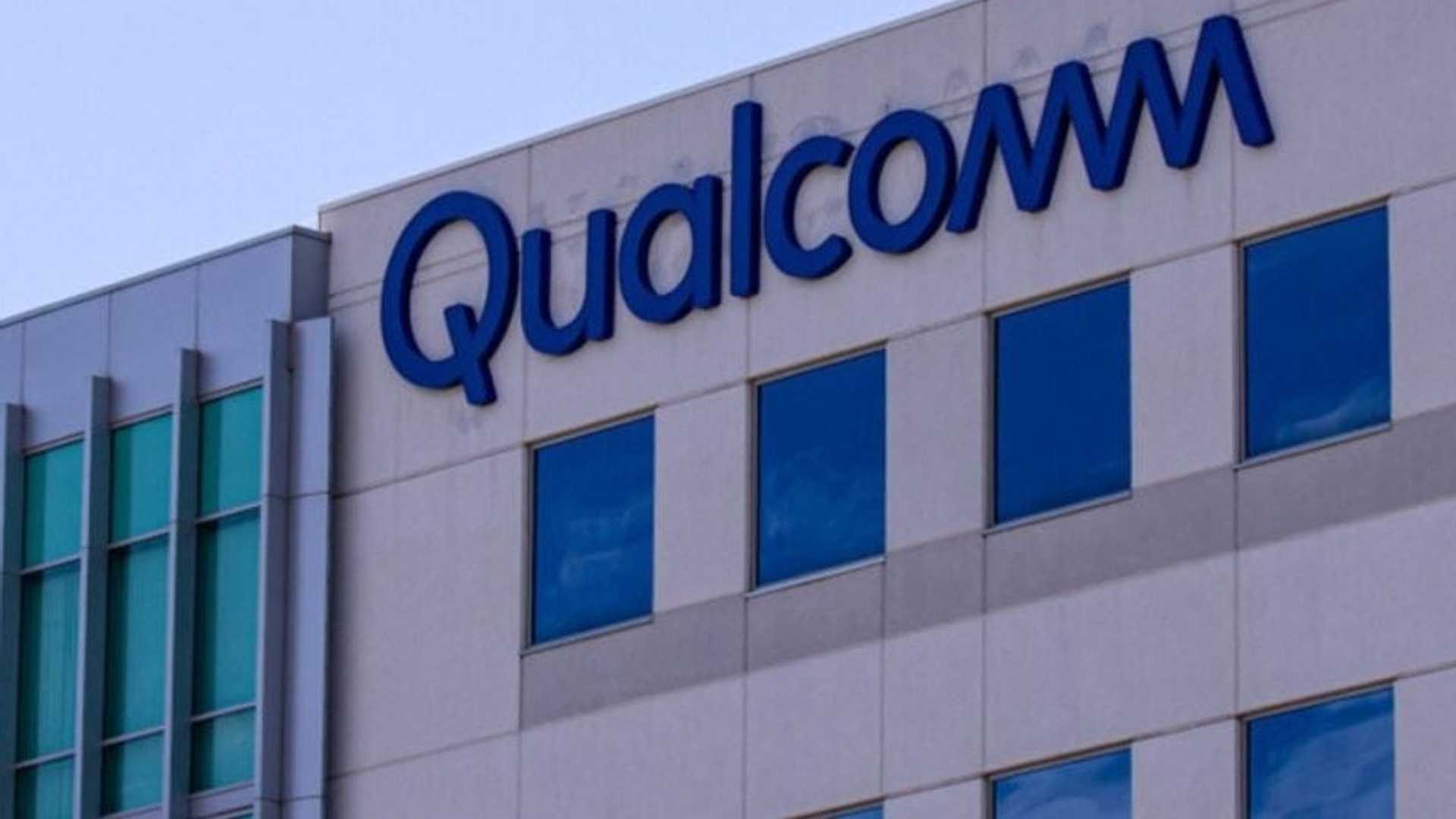 Unveiling Qualcomm's Record Quarter: AI Surge & Stock Woes - Fusion Chat