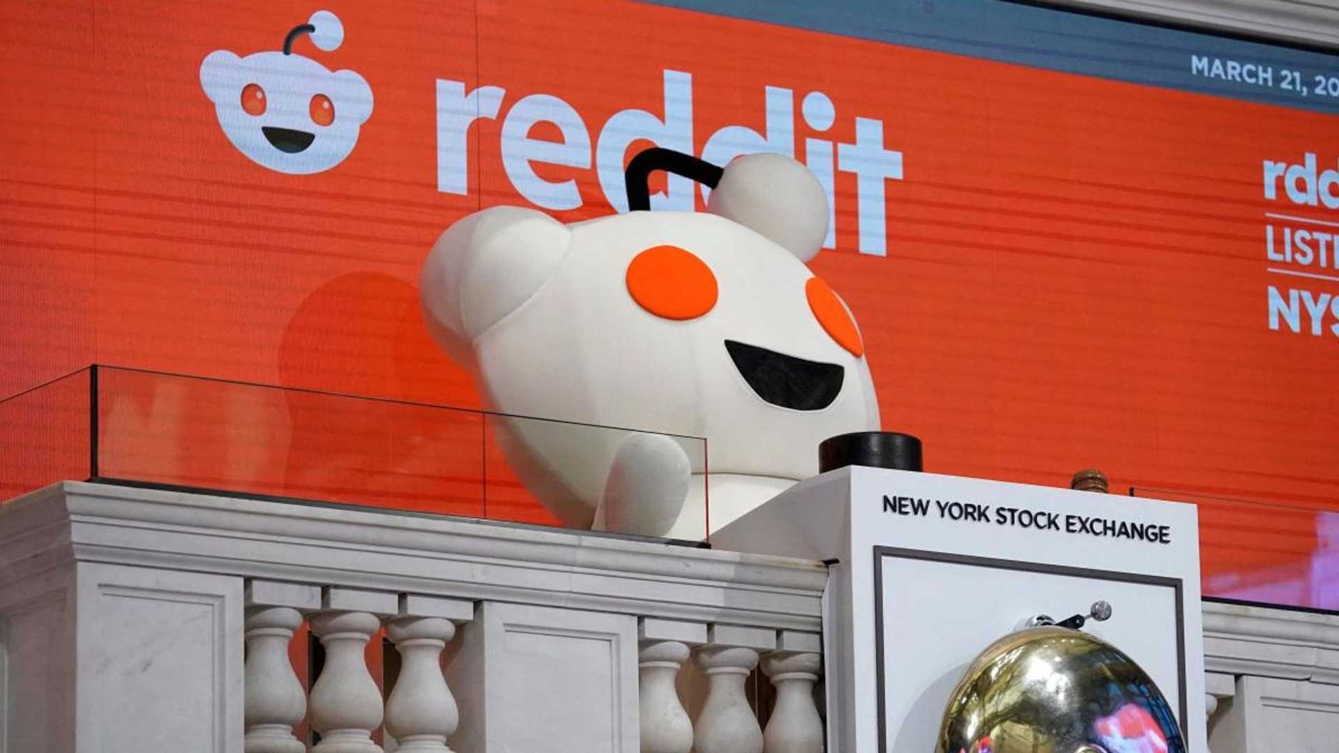 Navigating AI Waters: Reddit and OpenAI Forge New Frontiers - Fusion Chat