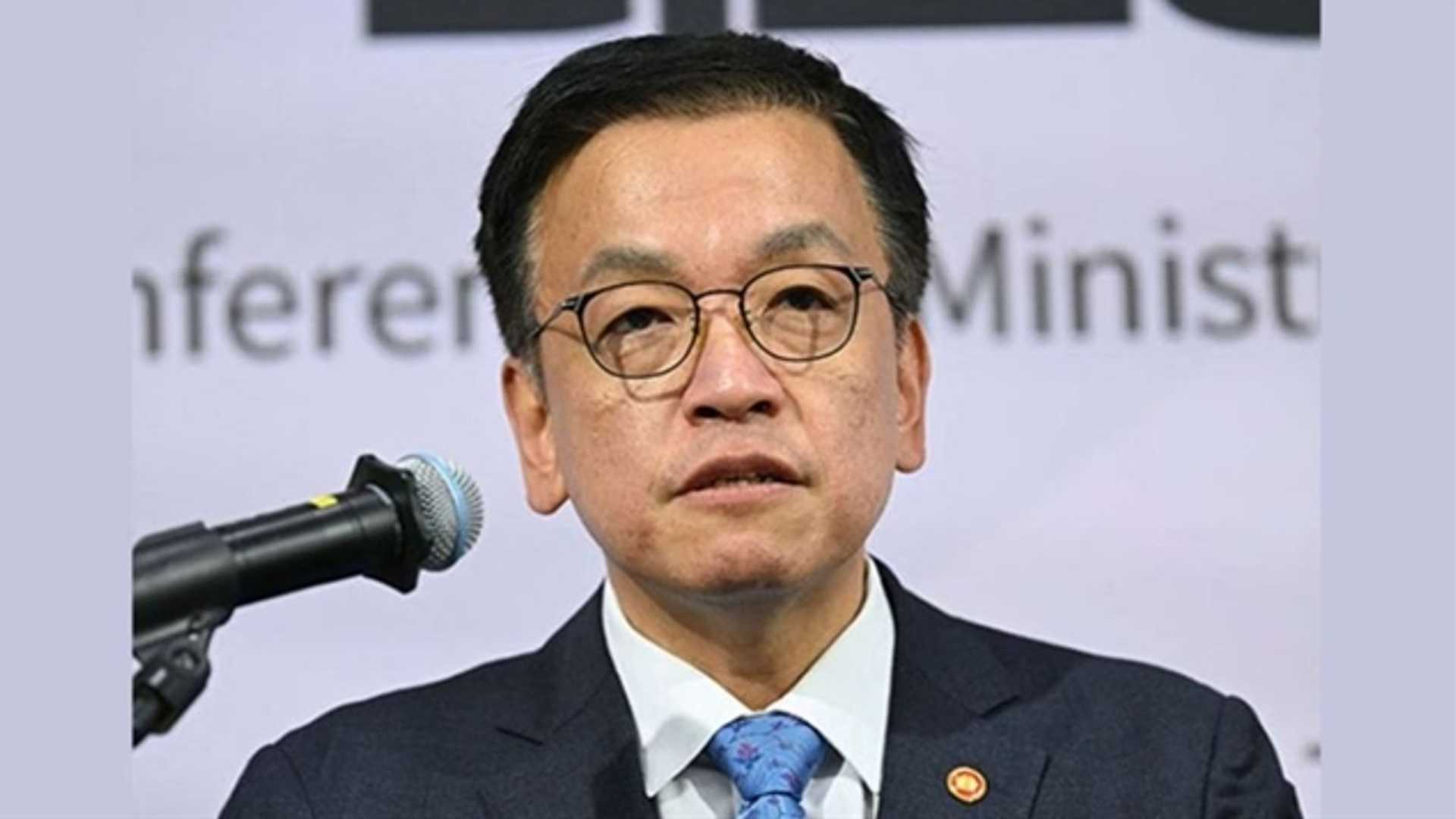 Revolutionizing AI Development: South Korea's Ambitious Plan - Fusion Chat