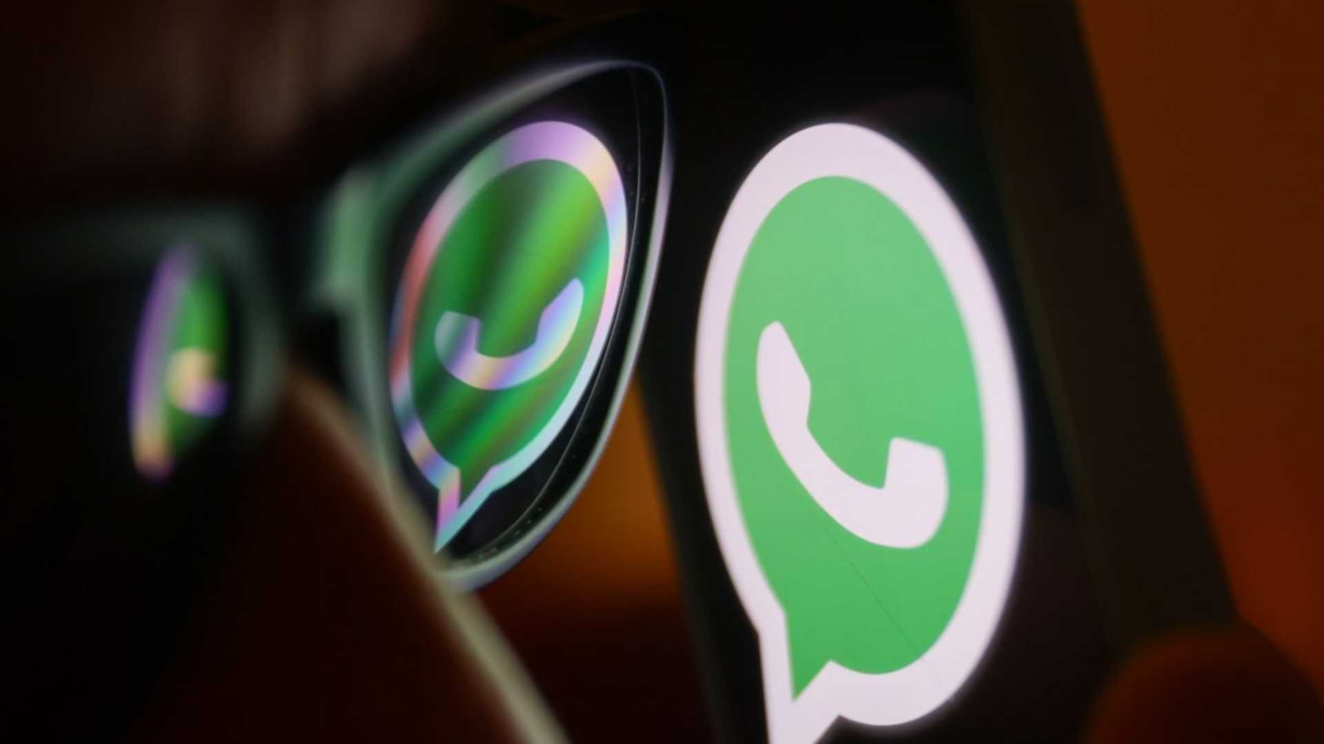 Privacy Matters: WhatsApp's Advanced Chat Privacy Feature is Here to ...