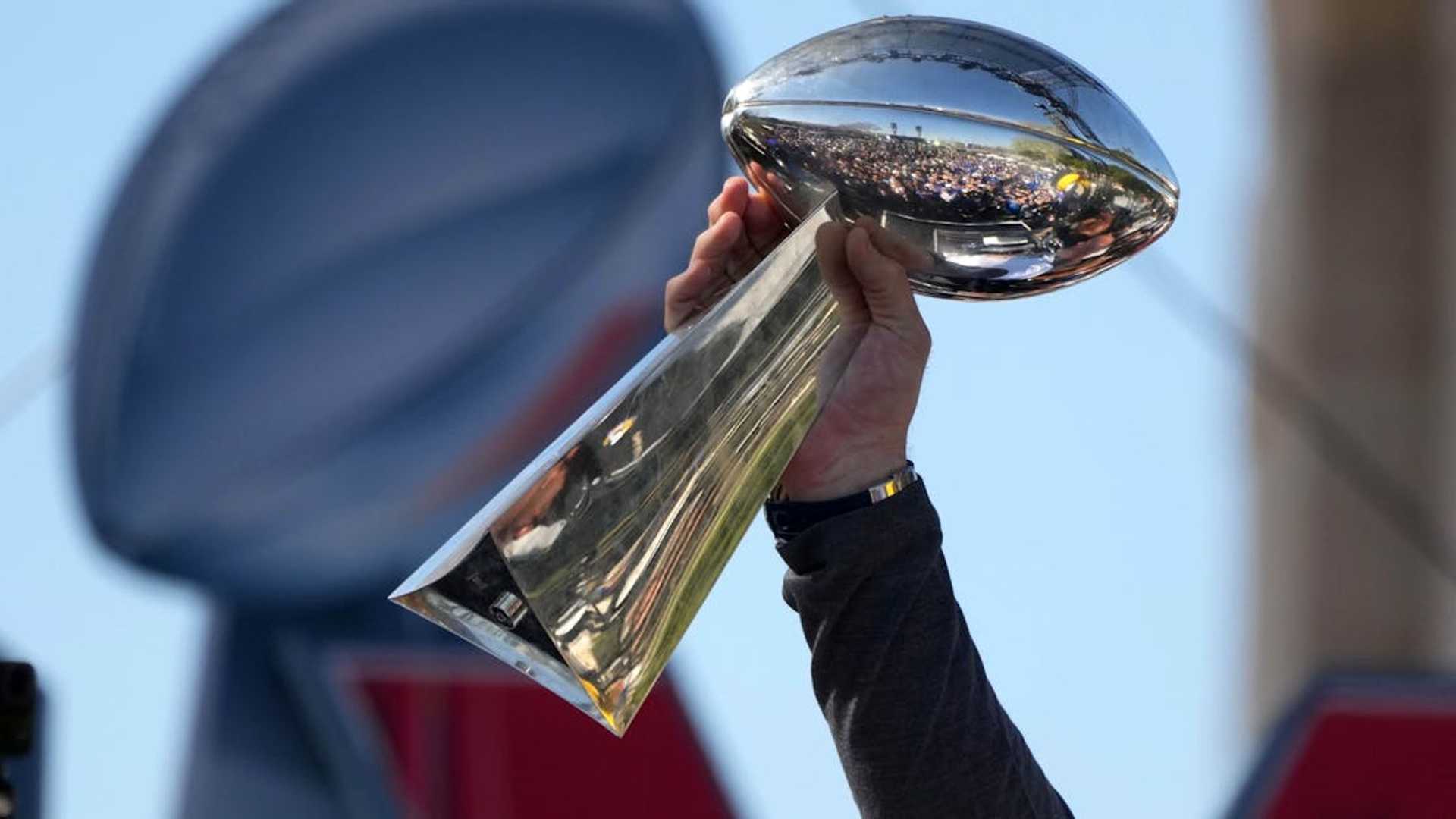 Unveiling the Greatest NFL Team of All Time with ChatGPT AI - Fusion Chat