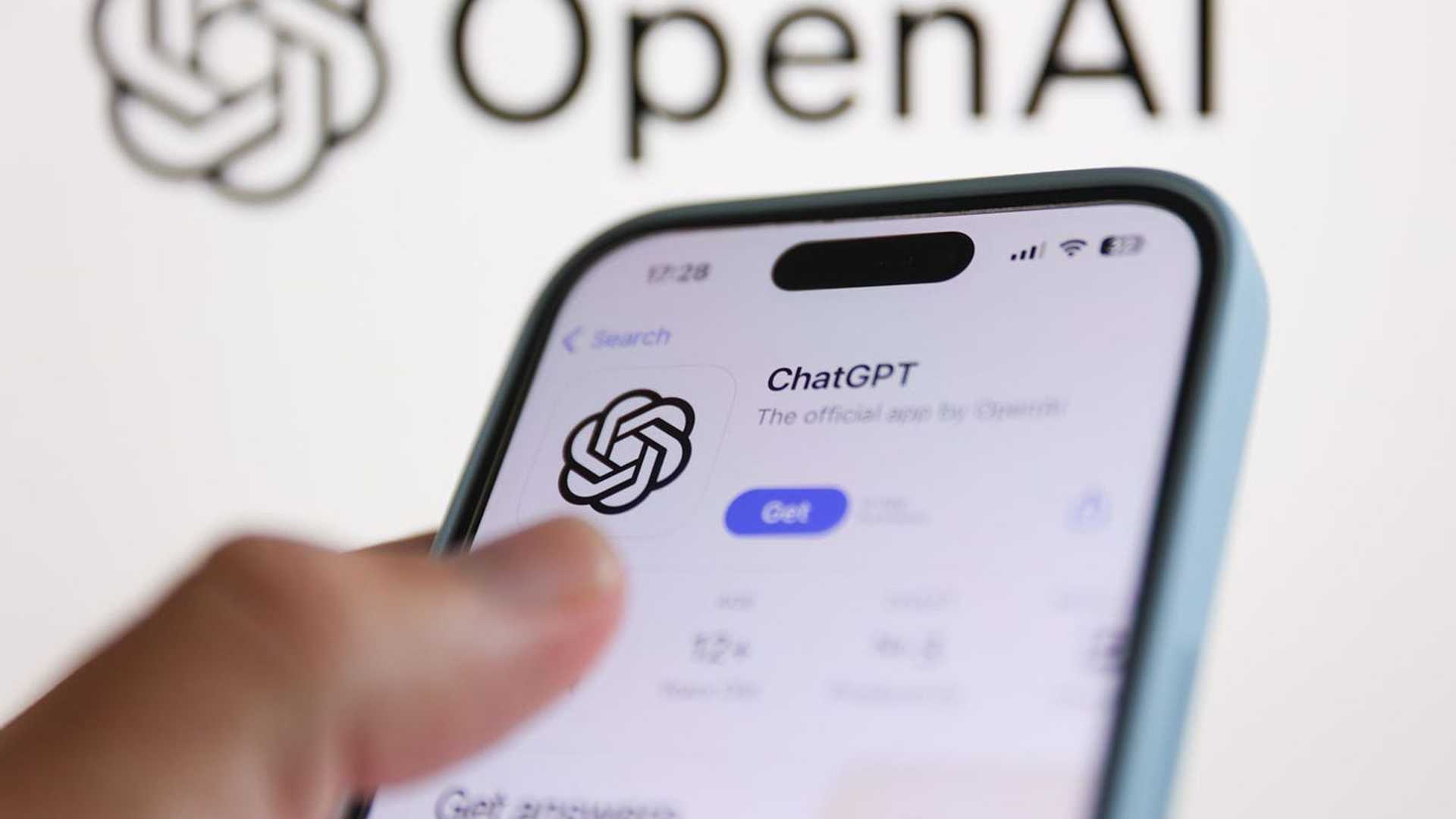 Revolutionizing Fintech: Beyond ChatGPT with AI - Fusion Chat